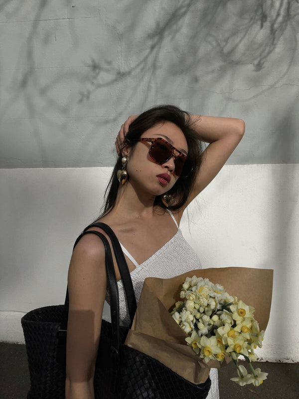 In Case You Were Wondering with Neenee Dive - Reliquia Collective